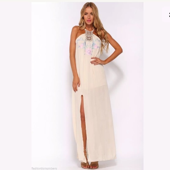 LF | Dresses | Lf Embroidered Slit Maxi Dress Small | Poshmark